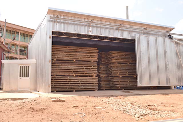 ADARWA keeps Gisozi market alive with excellent woodwork - Rwanda Dispatch